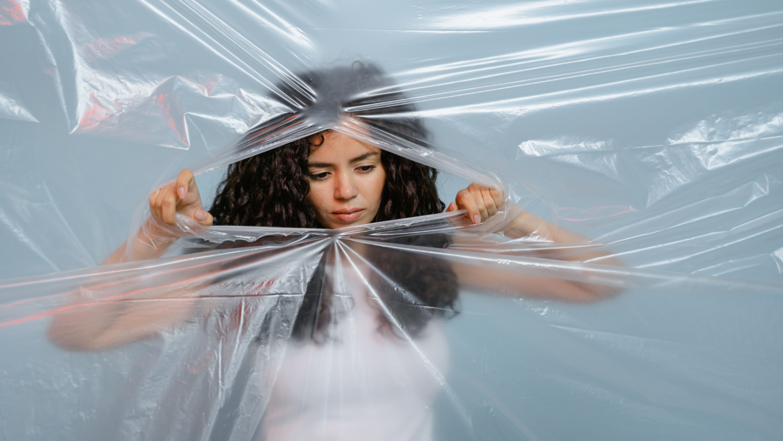 Hannah Arendt: Pensar sin barandillas en un mundo incierto - Fundación ...